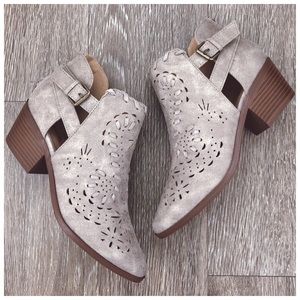 Kalli Collection | Shoes | New Taupe Distressed Western Booties | Poshmark